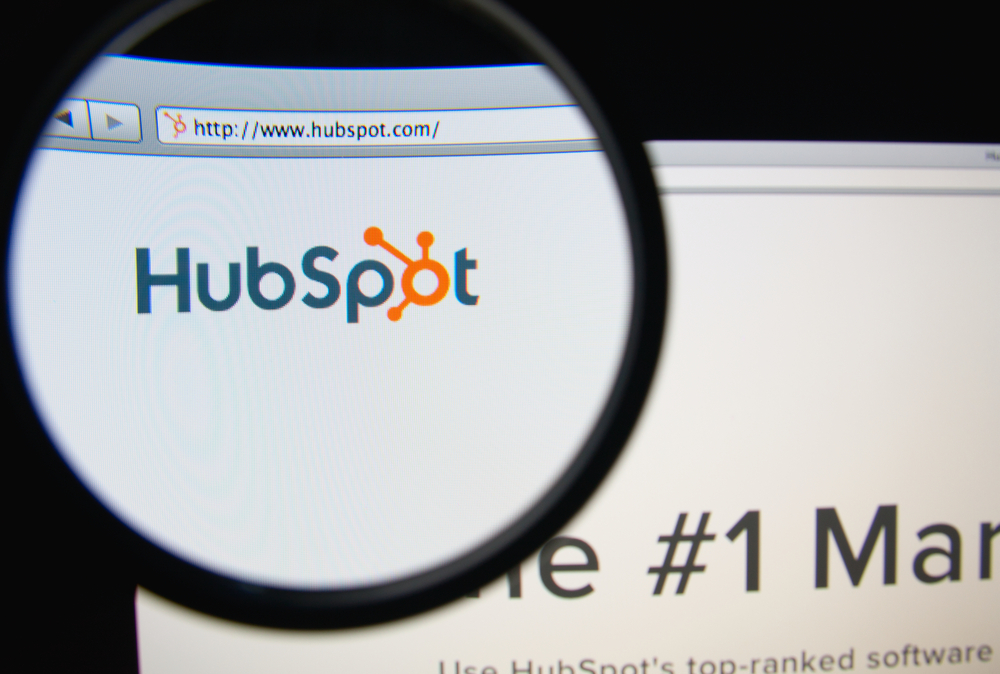  HubSpot CMS Pricing And Features
